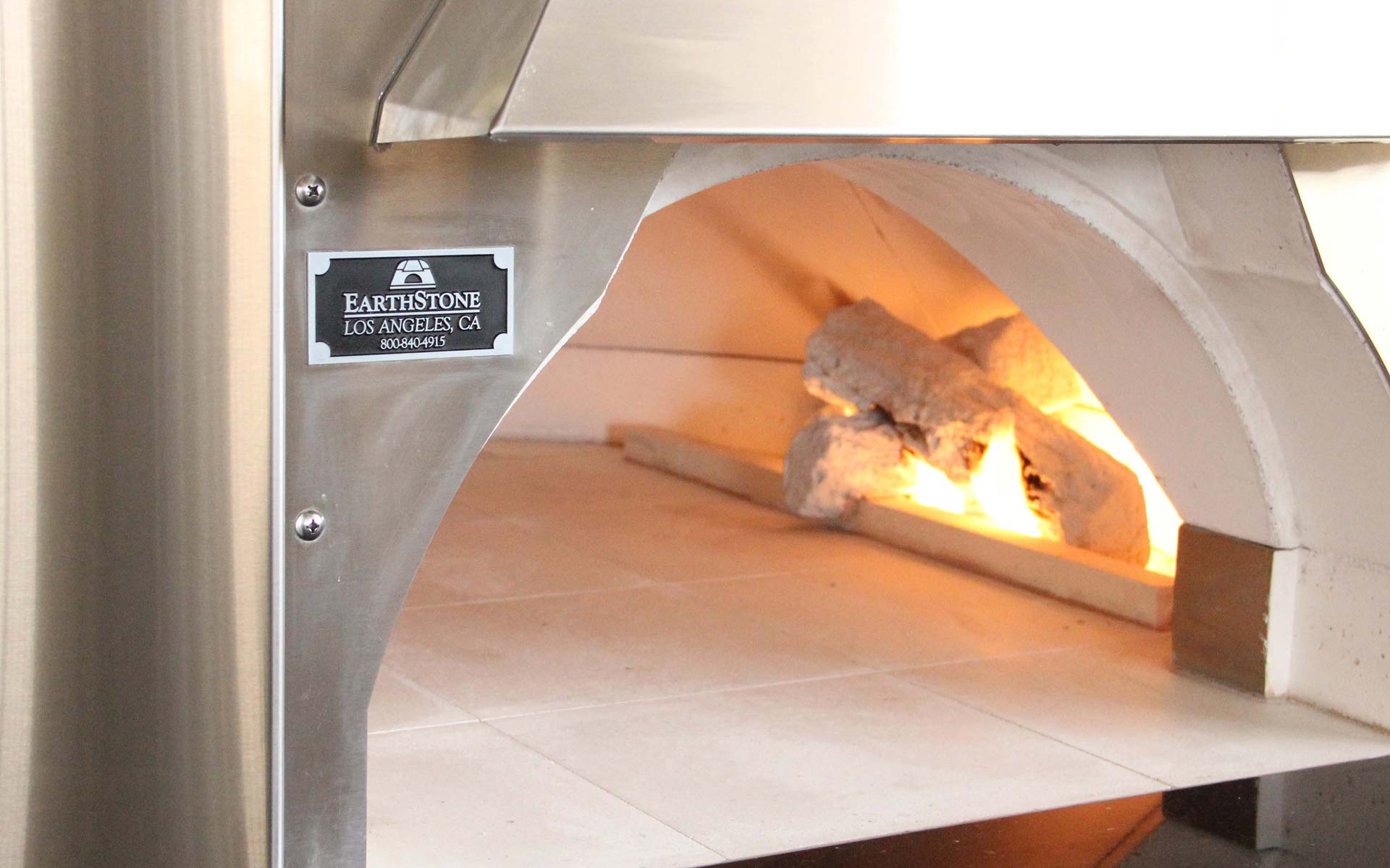 Home | EarthStone Ovens Canada - Wood & Gas Fire Ovens